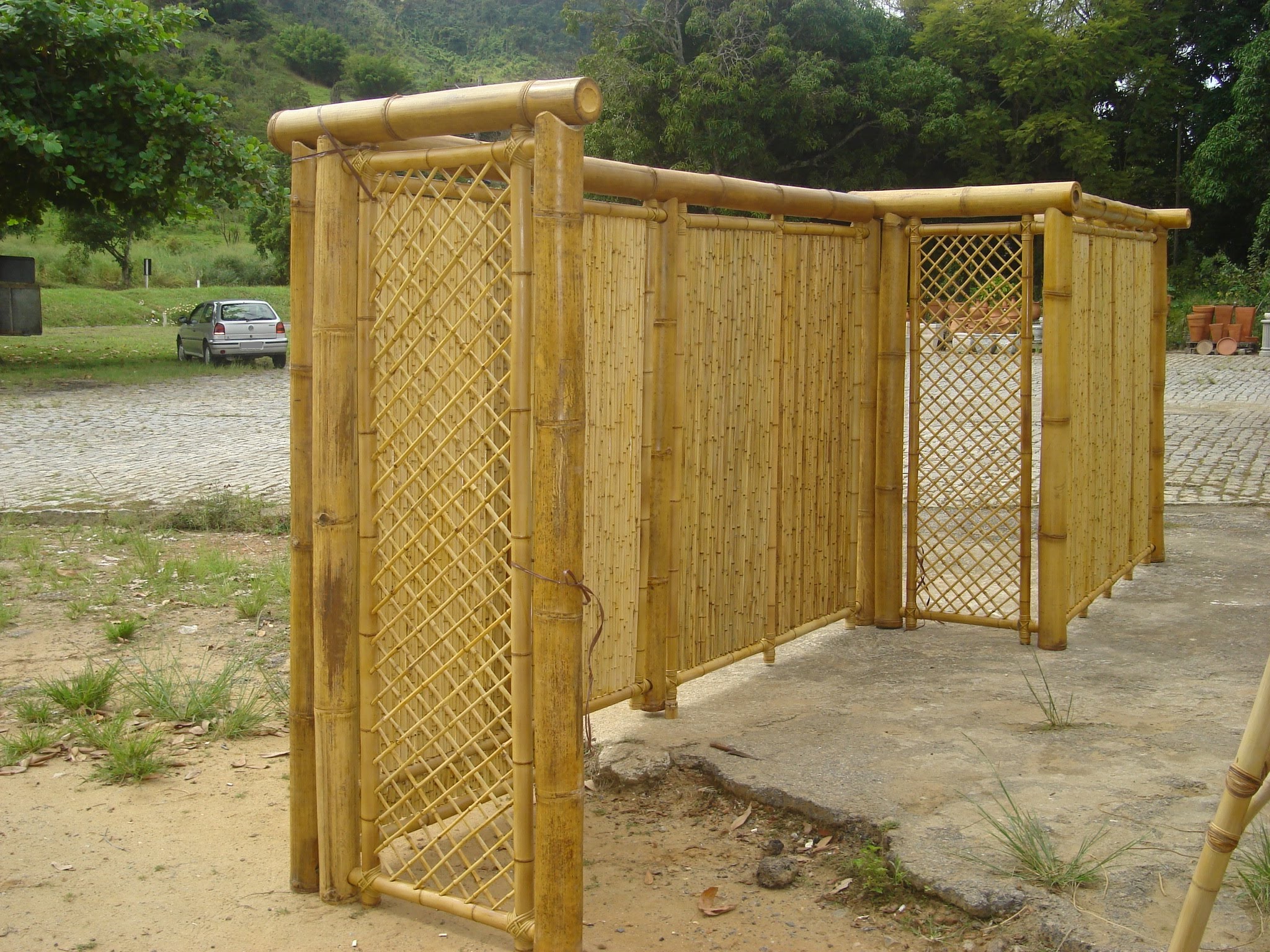 Uma parede em bambu – BL – BAMBU